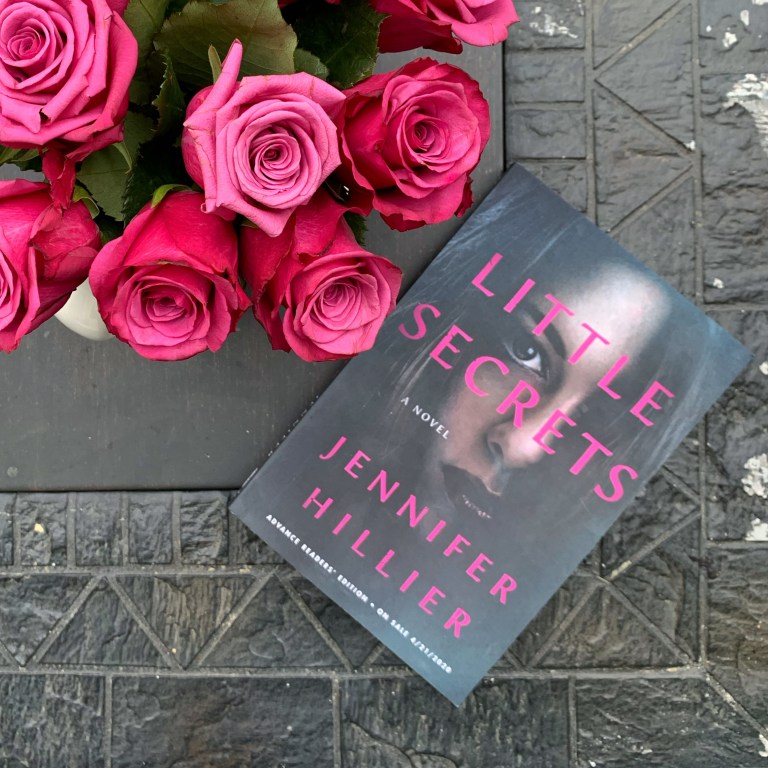 Little Secrets – Erin Evelyn Reads